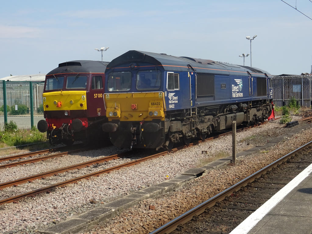 WCRC 57 010 and DRS 66 422 at York by BoomSonic514 on DeviantArt WCRC 57 010 and DRS 66 422 at York by BoomSonic514 on DeviantArt