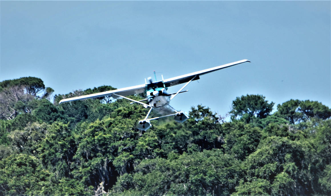 Coming In For Splash Down 2 By Flyin Low On Deviantart