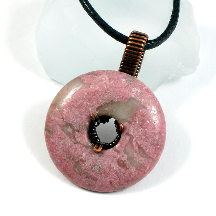 Rhodonite Donut Spinner Pendant by Gailavira on DeviantArt Rhodonite Donut Spinner Pendant by Gailavira on DeviantArt