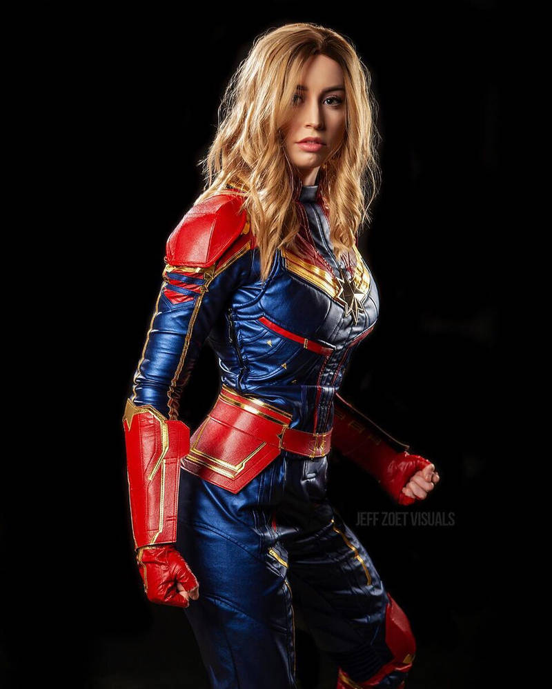 Captain Marvel Cosplay Wondercon Anaheim 2019 By Brokephi316 On