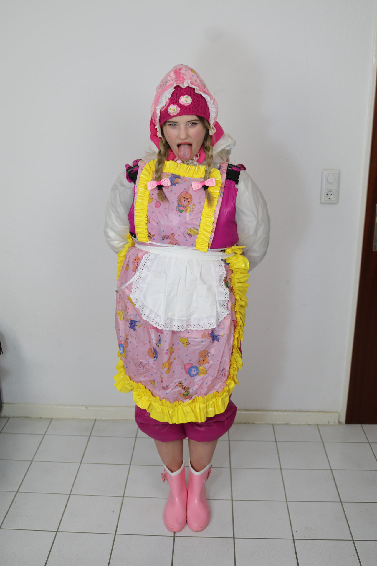 German Rubber Maid Lahmakinzira 11 By Hatshuffle On DeviantArt german-rubber-maid-lahmakinzira-11-by-hatshuffle-on-deviantart