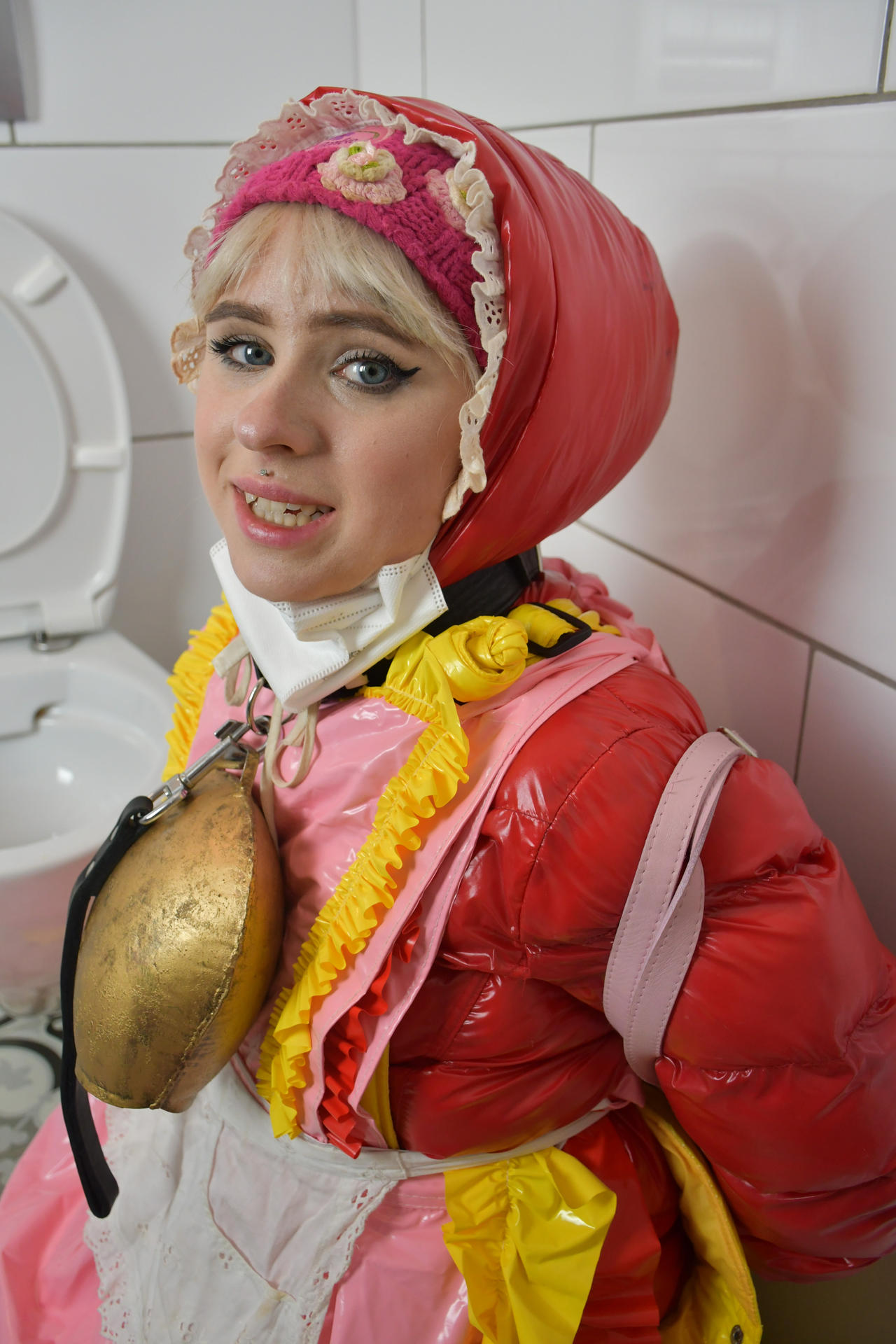 German Rubber Maid Jeeltjezulma 42 By Hatshuffle On Deviantart