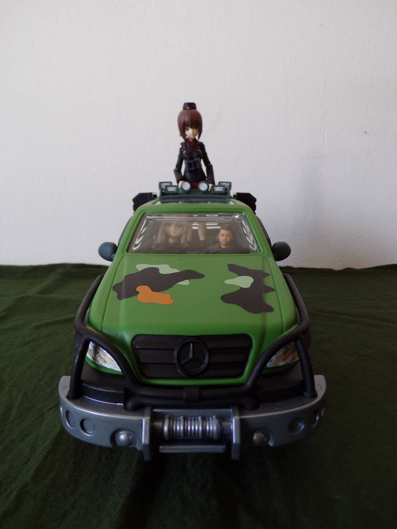 Test Drive In A Jurassic Park Mercedes 2 By M81woodland On Deviantart