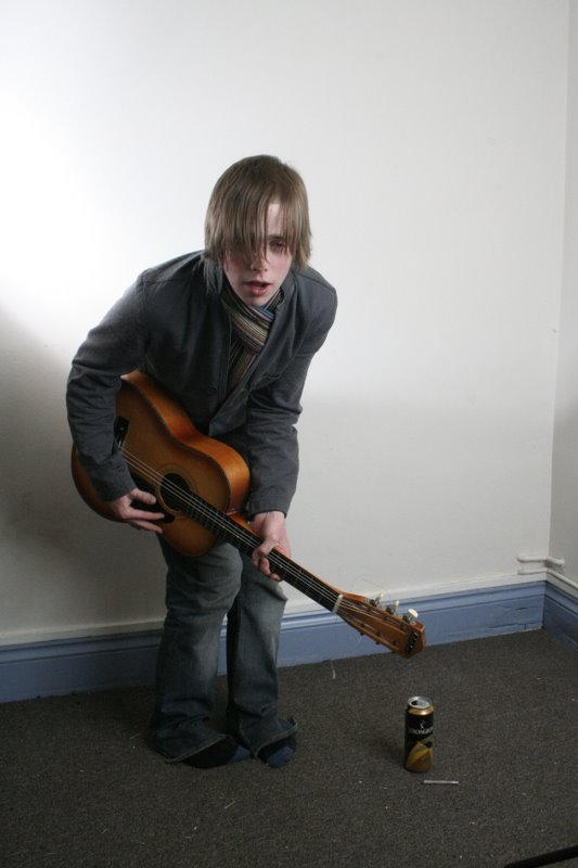 Guitar boy 2 by flewker on DeviantArt