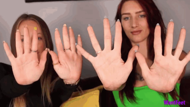 Girls Hand Comparison by wantfeetcom on DeviantArt Girls Hand Comparison by wantfeetcom on DeviantArt