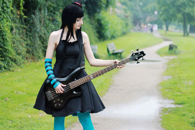 Mio Akiyama Cosplay By Flashlight Queen On Deviantart