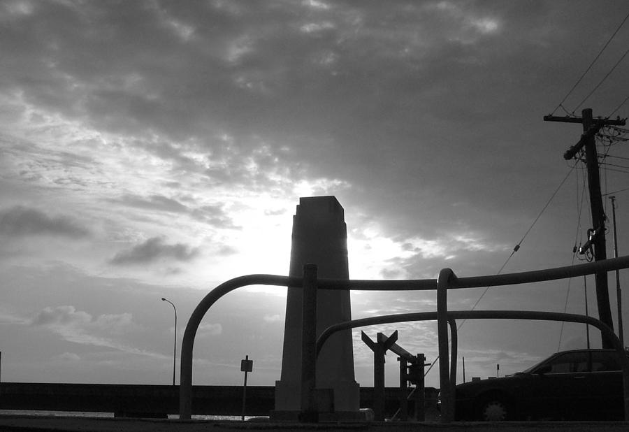 Pillar and the sun by wiggly-tooth on DeviantArt