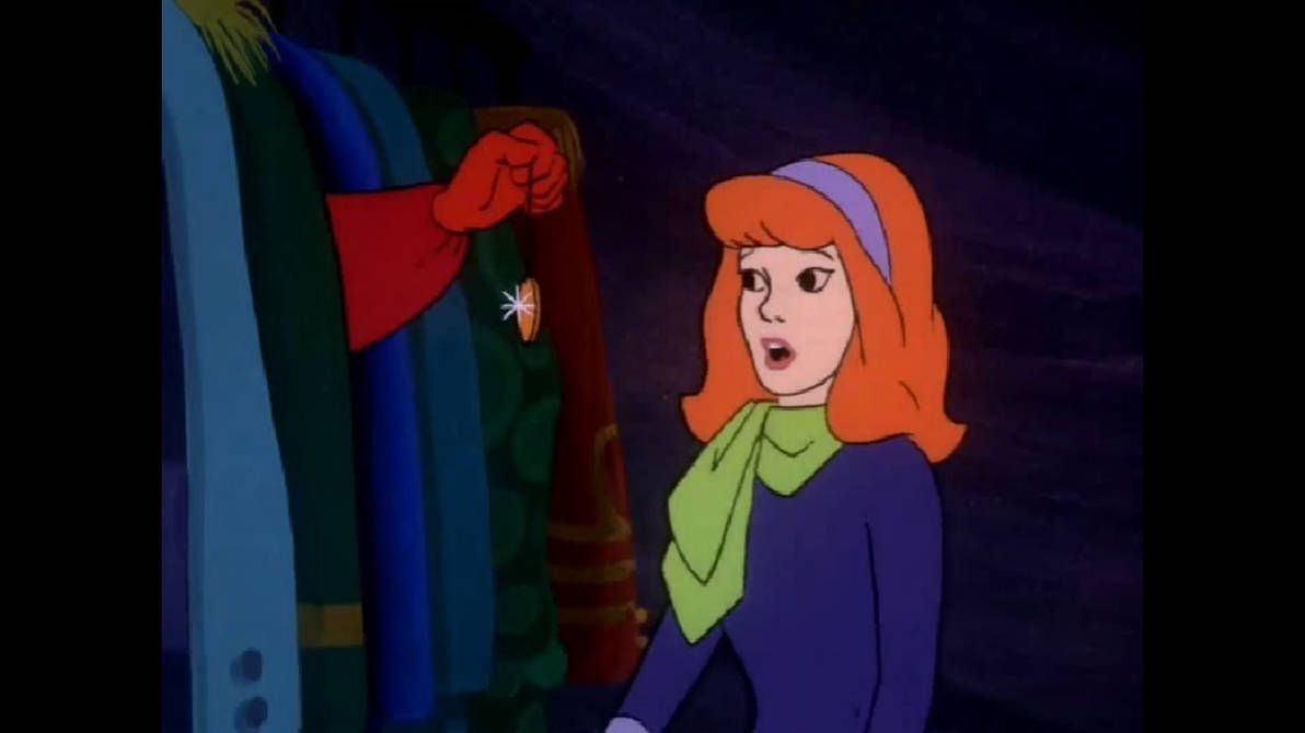 Daphne Blake Hypnotized By The Ghost Clown 2 Sc 2 By Demntox On Deviantart