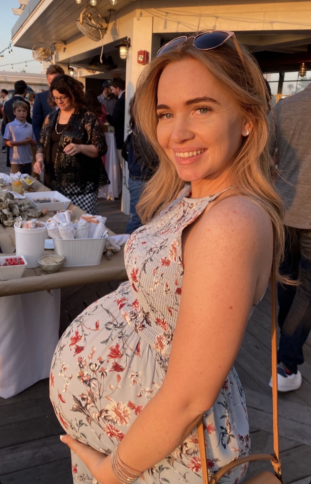 Pregnant Rachel In Blue Flower Dress By Josiahso On Deviantart