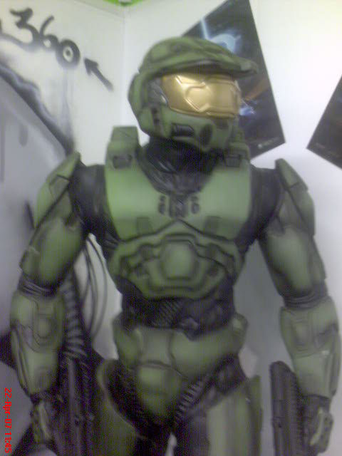 Master Chief statue by MajesticLozzA on DeviantArt