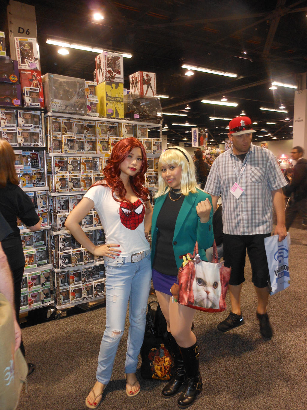 Wondercon 2015 Mary Jane And Gwen Stacy By Dougsq On Deviantart