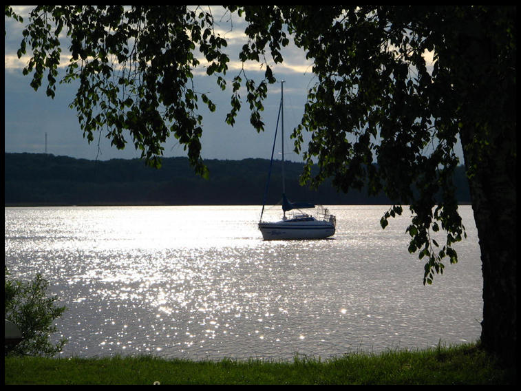 Boat ... by menelka on DeviantArt