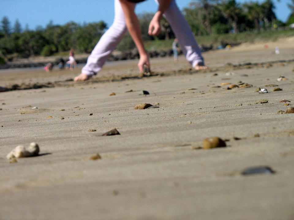 Picking up Shells by schicken on DeviantArt