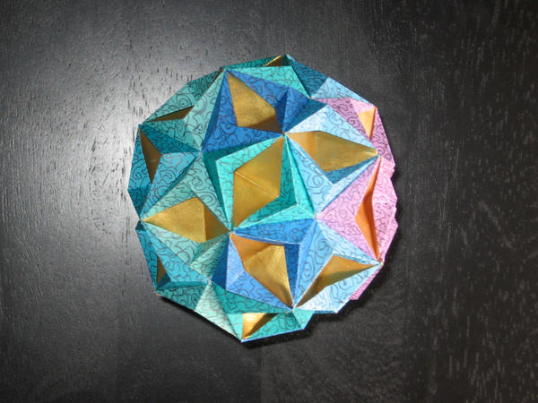 Gold Origami by JanjeKat on DeviantArt