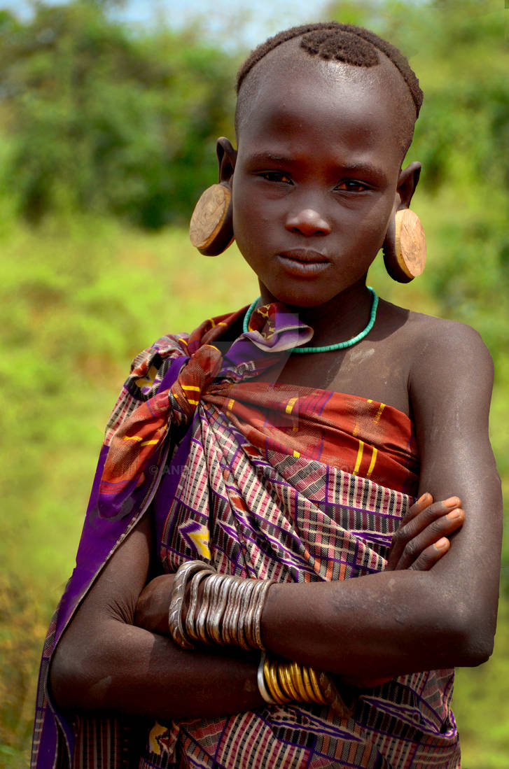 Mursi Girl By Aneaiartza On Deviantart