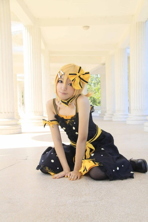 Vocaloid Kagamine Rin Cosplay By Chenglc On Deviantart
