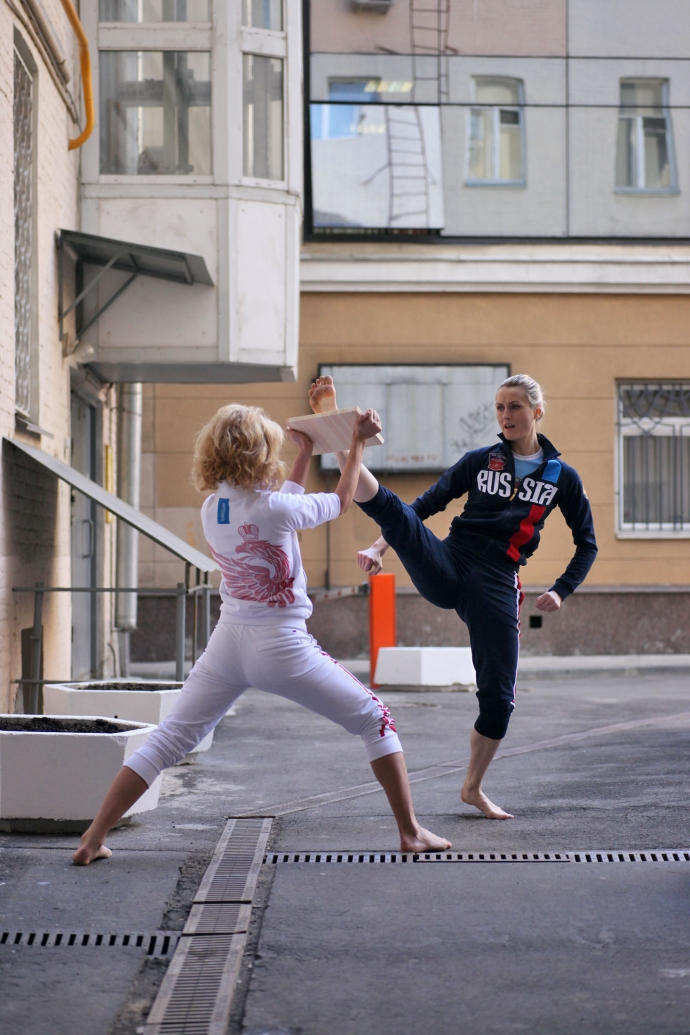 Barefoot Karate Women 05 By Serovoy On Deviantart