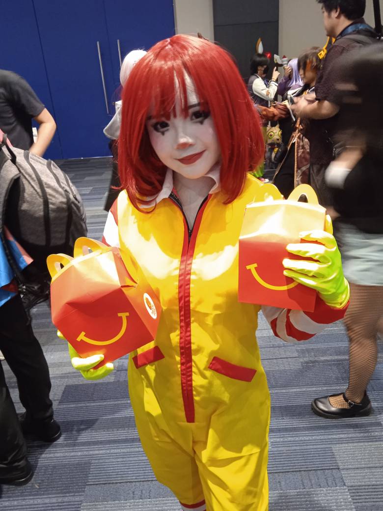 Genderbent Ronald Mcdonald By Thereanimatedunknown On Deviantart