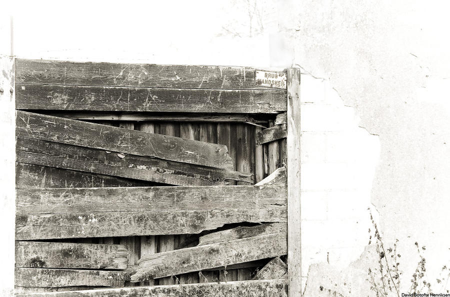Simple decay aesthetics by Thekapow on DeviantArt
