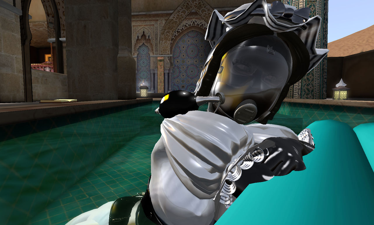 Rubberdolly Swimming By Xqilinxxx On Deviantart