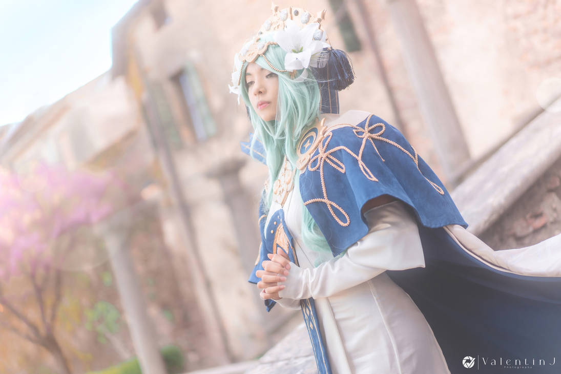 Rhea Fire Emblem Three Houses Cosplay 6 By Alifiacosplay On Deviantart