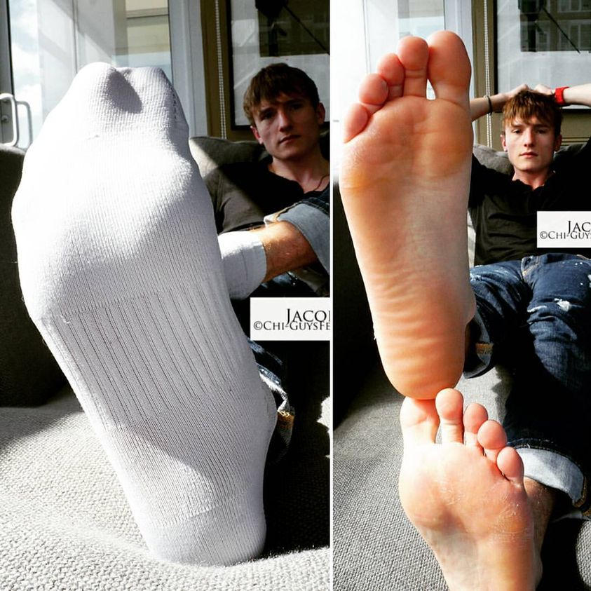 Male Feet By Racer5678 On Deviantart