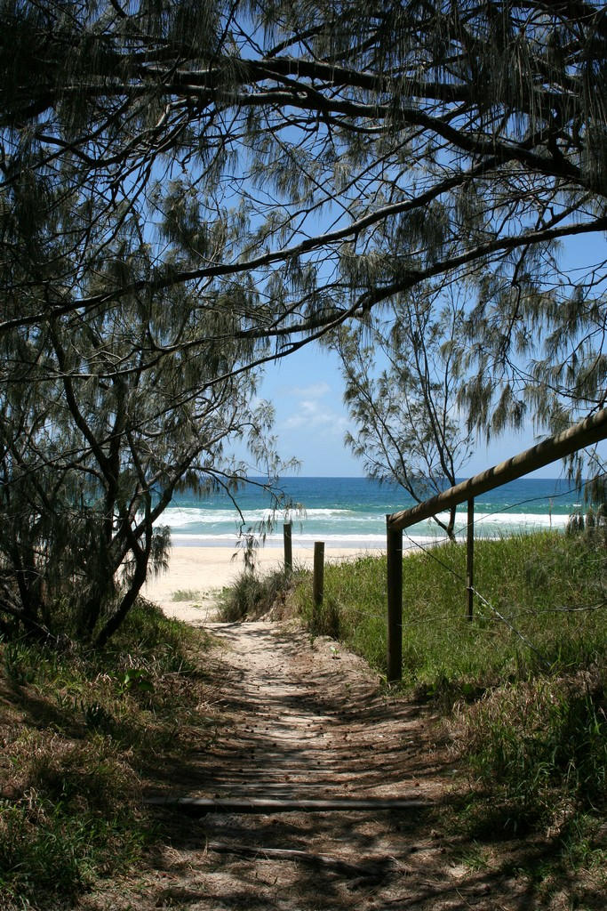 Downunder.. by mac-pix on DeviantArt