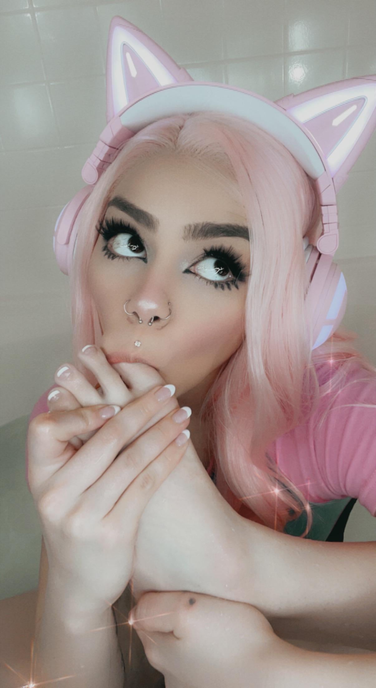 Belle Delphine Foot Fetish Toe Sucking By 0hotstuff0 On Deviantart