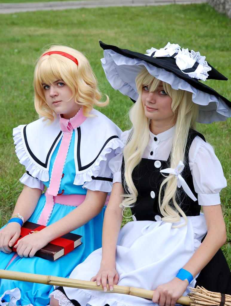 Marisa And Alice By Amai Amai Kanashimi On Deviantart