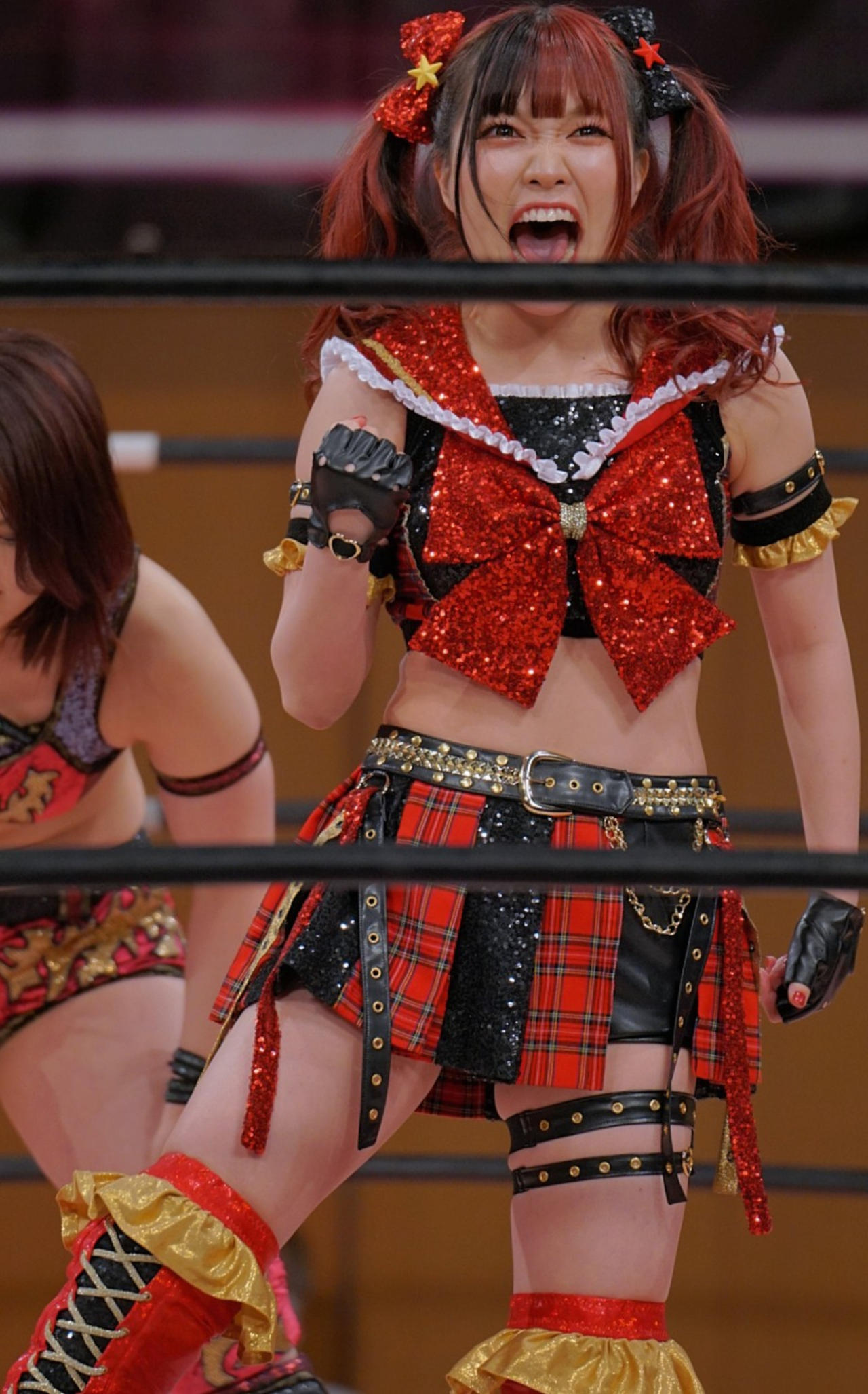 Maki Itoh Looking So Sexy In Her Half Skirt By Dragonmatt600 On Deviantart