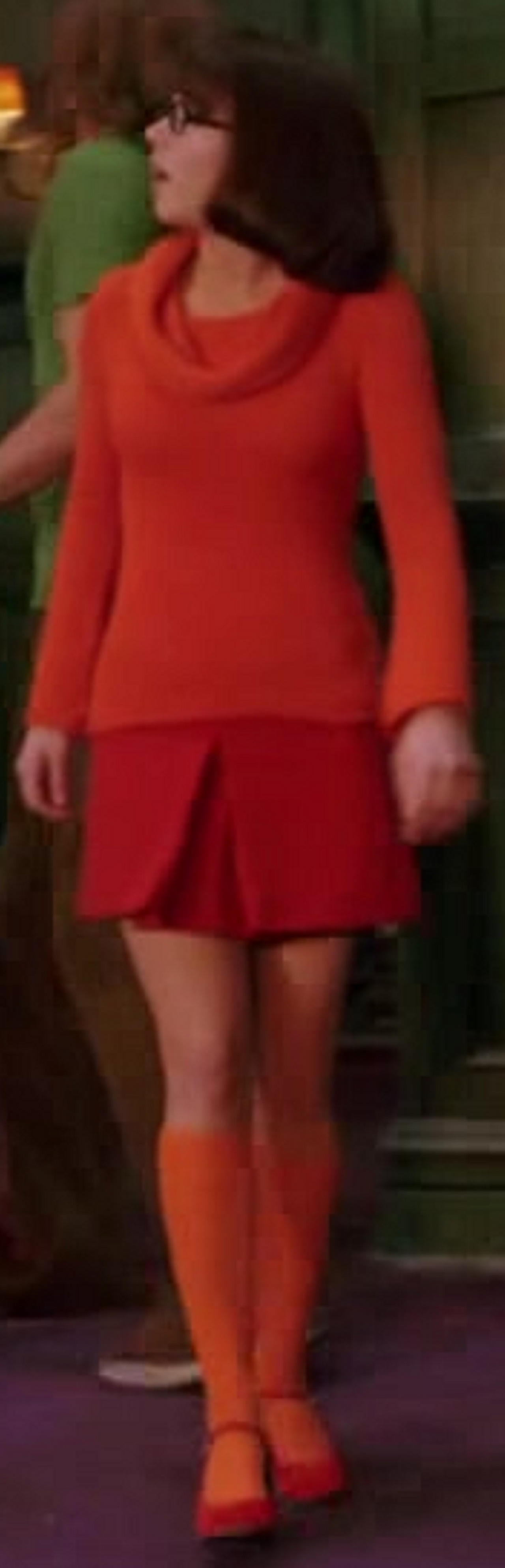 Linda Cardellini As The Beautiful And Sexy Velma 3 By Dragonmatt600 On