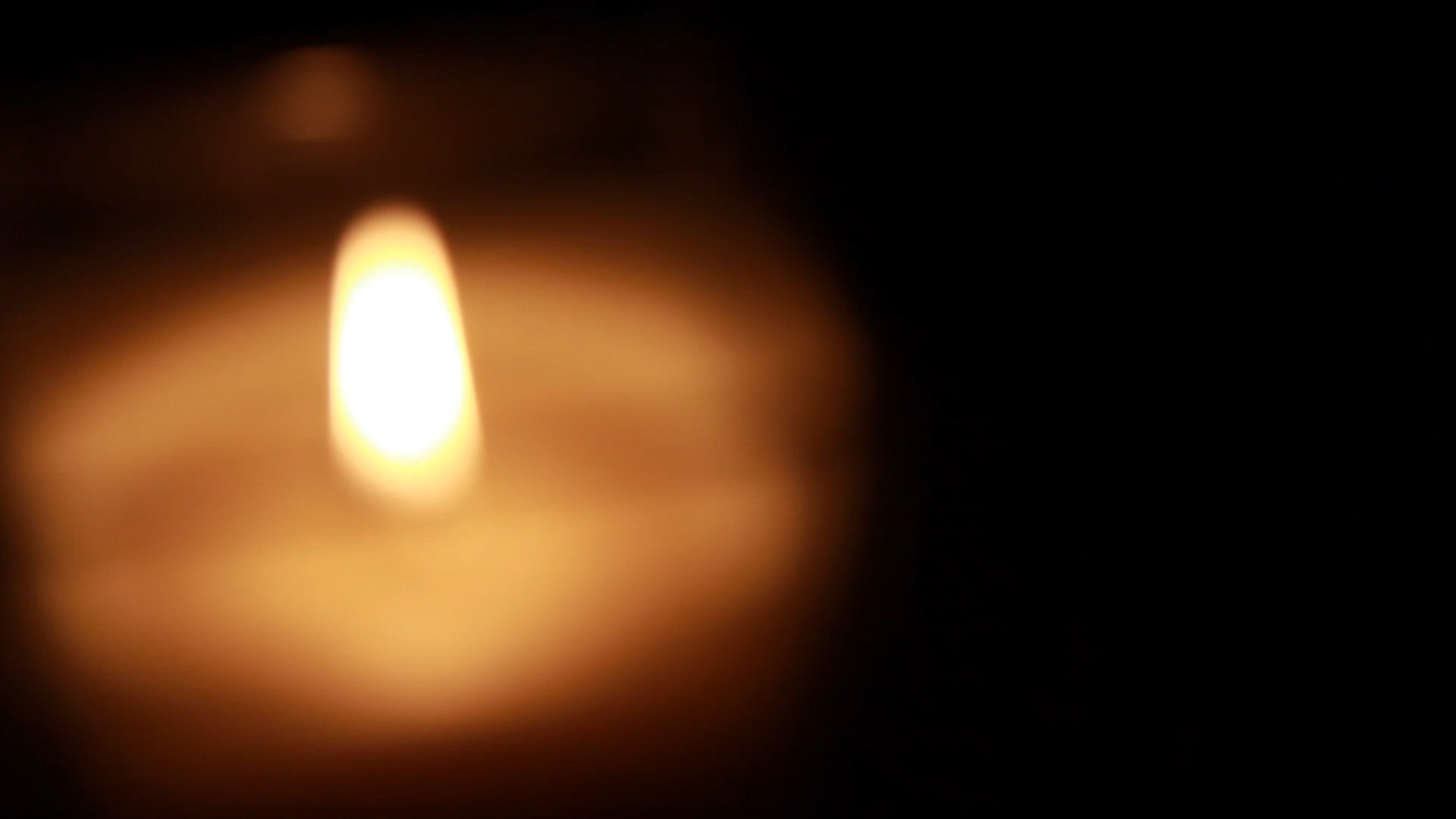 Candle Flickering by nlublovary on DeviantArt