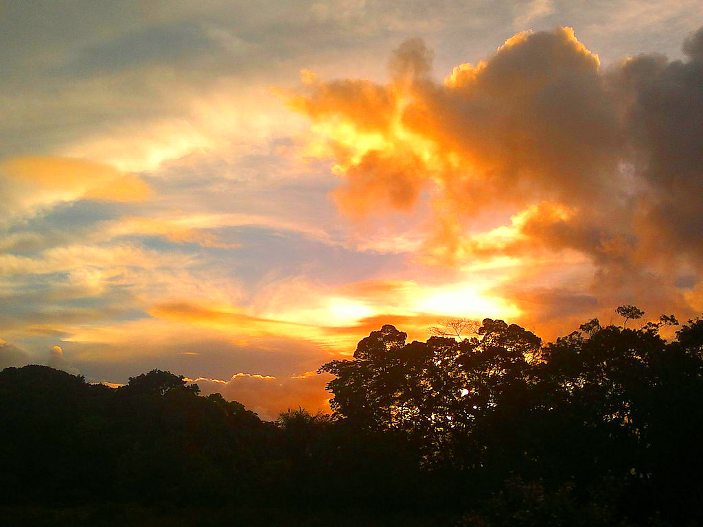 Cloudy sunset 2 by Yurinachan on DeviantArt