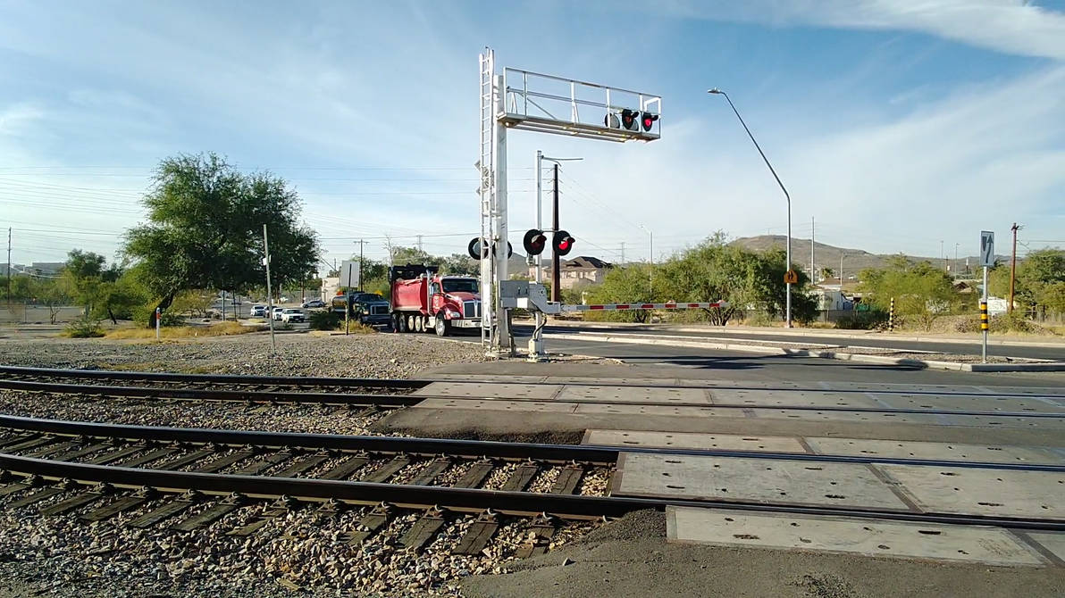 Main Avenue Railroad Crossing Video 9-25-24 2 by WillM3luvTrains on ...