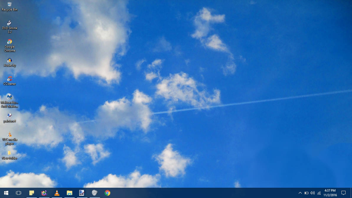 Blue Sky Wallpaper by dakotaatokad on DeviantArt