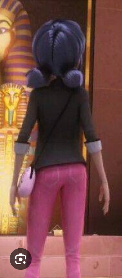 Marinette Backside by zcvbvcvtru on DeviantArt