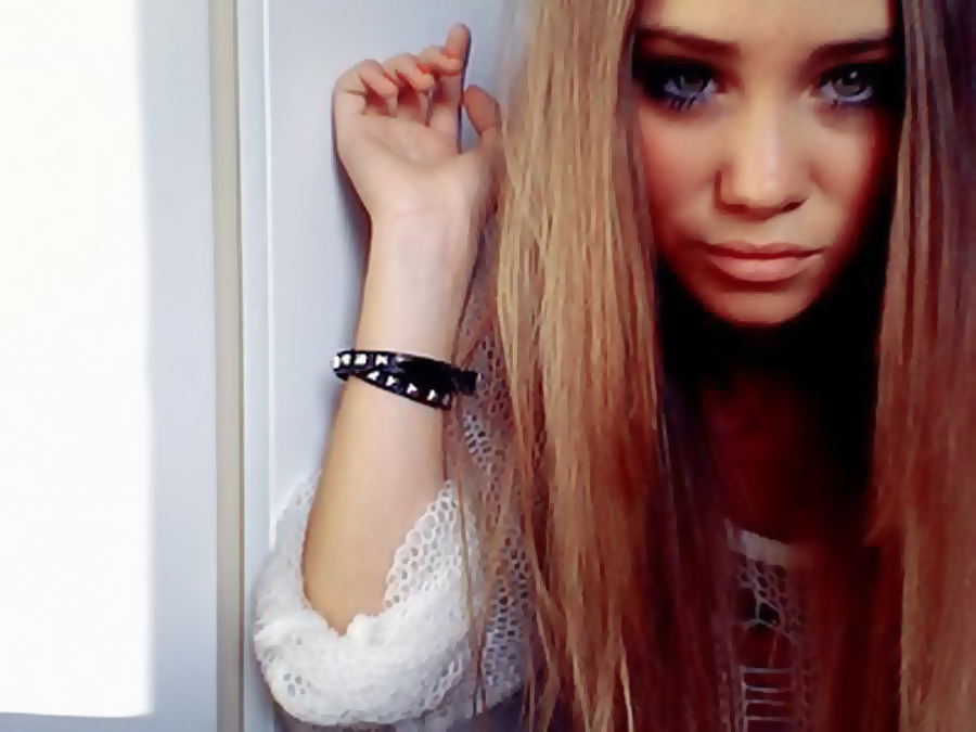 loves elena by seishuna on DeviantArt