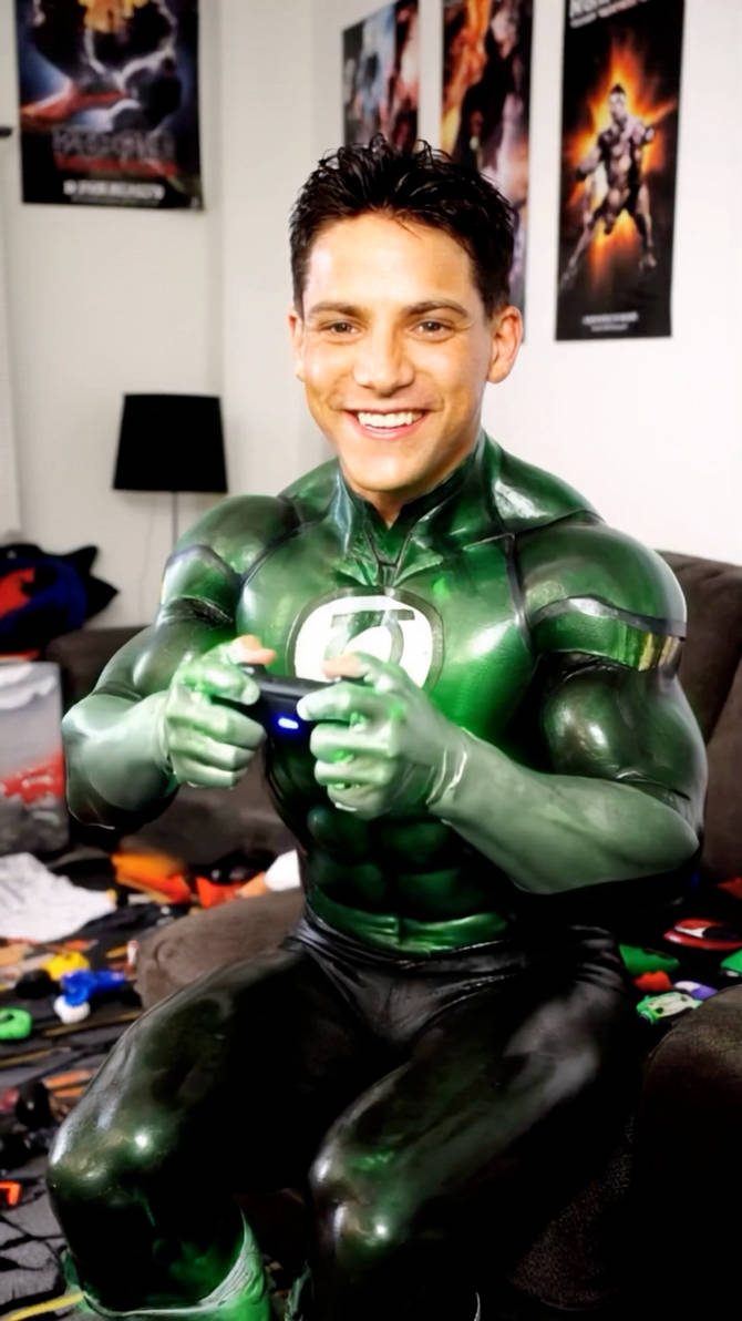 Hal Jordan playing videogames [VIDEO] by DrStockholm on DeviantArt
