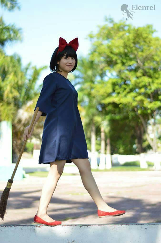 kiki cosplay by Hitomiizumii on DeviantArt