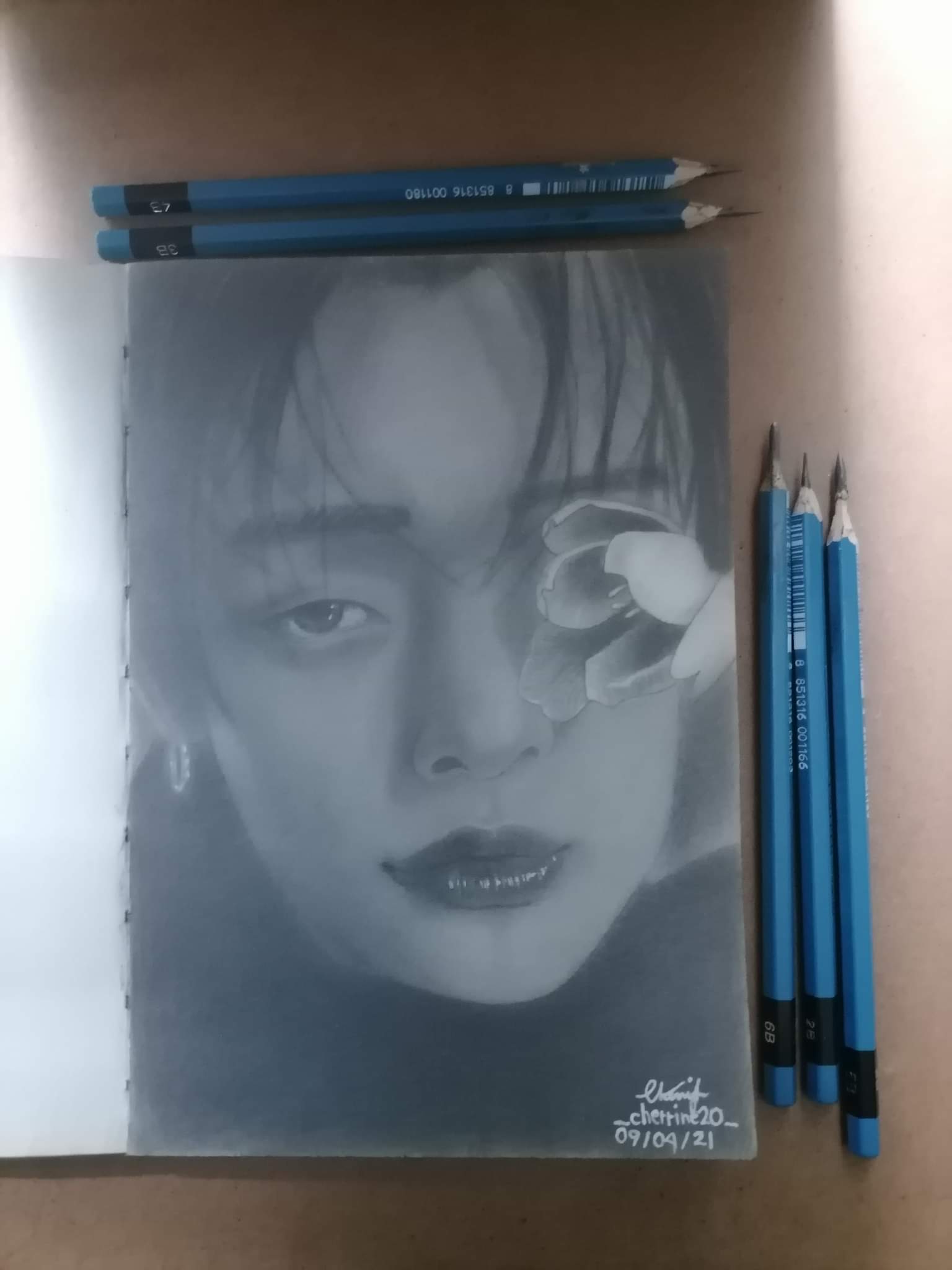 TXT Yeonjun (graphite drawing) by Cherrine20 on DeviantArt