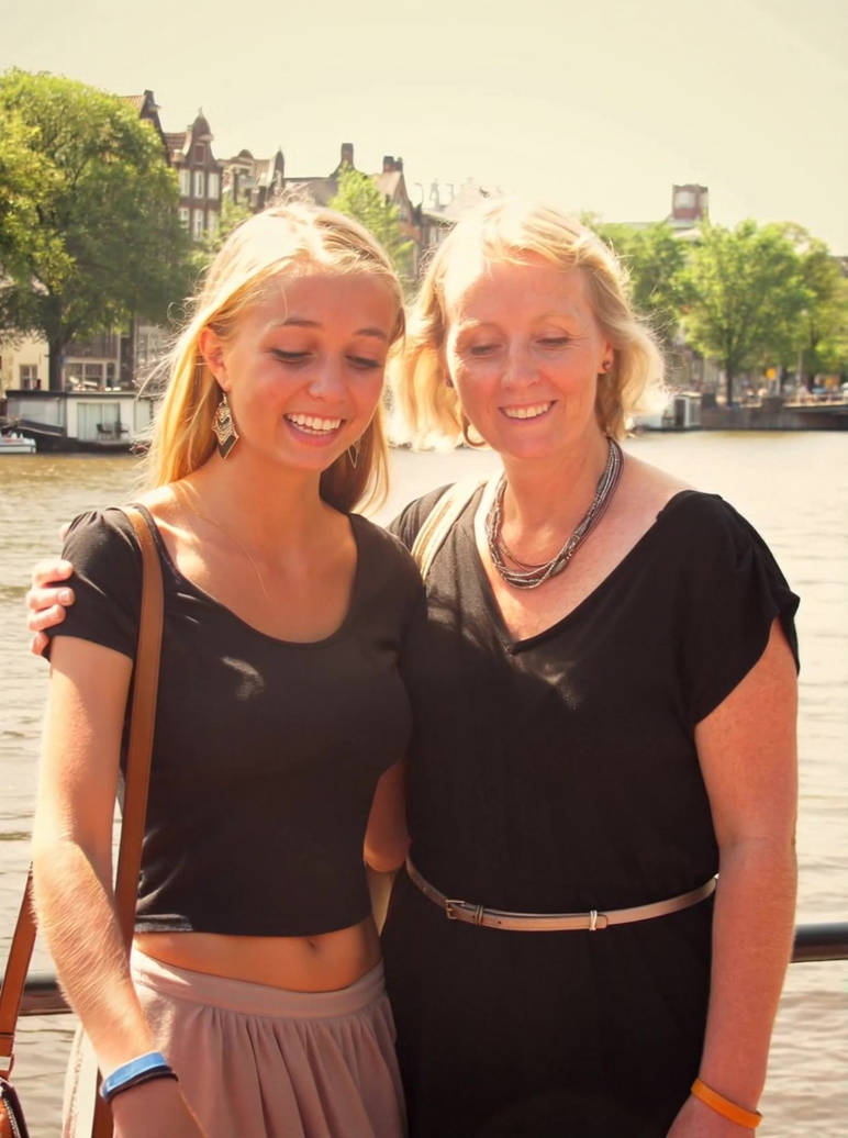 'Honey,it's too cold to have your midriff showing' by Midriff-art on ...