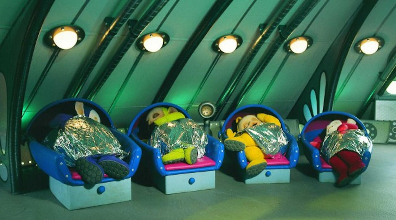 The Teletubbies Sleeping In Their Tubby Beds by Panyin-Brew on DeviantArt