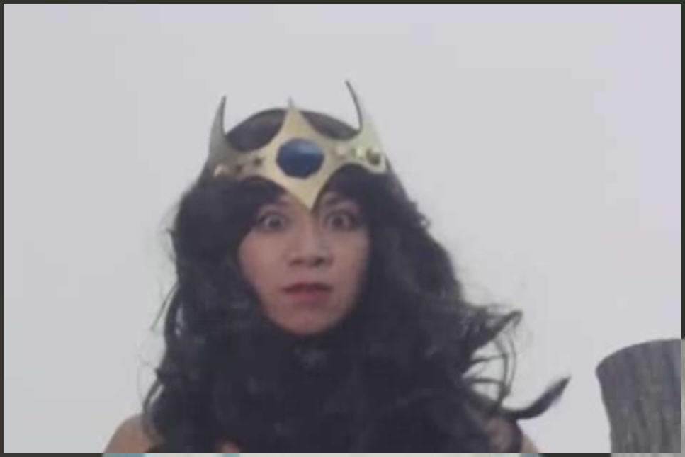 Amazoness beats Spiderman gif 05 by hiphippo29 on DeviantArt