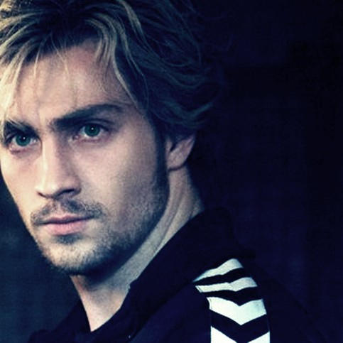 Think Twice (Pietro Maximoff x Reader) by EntirelyBonkers on DeviantArt