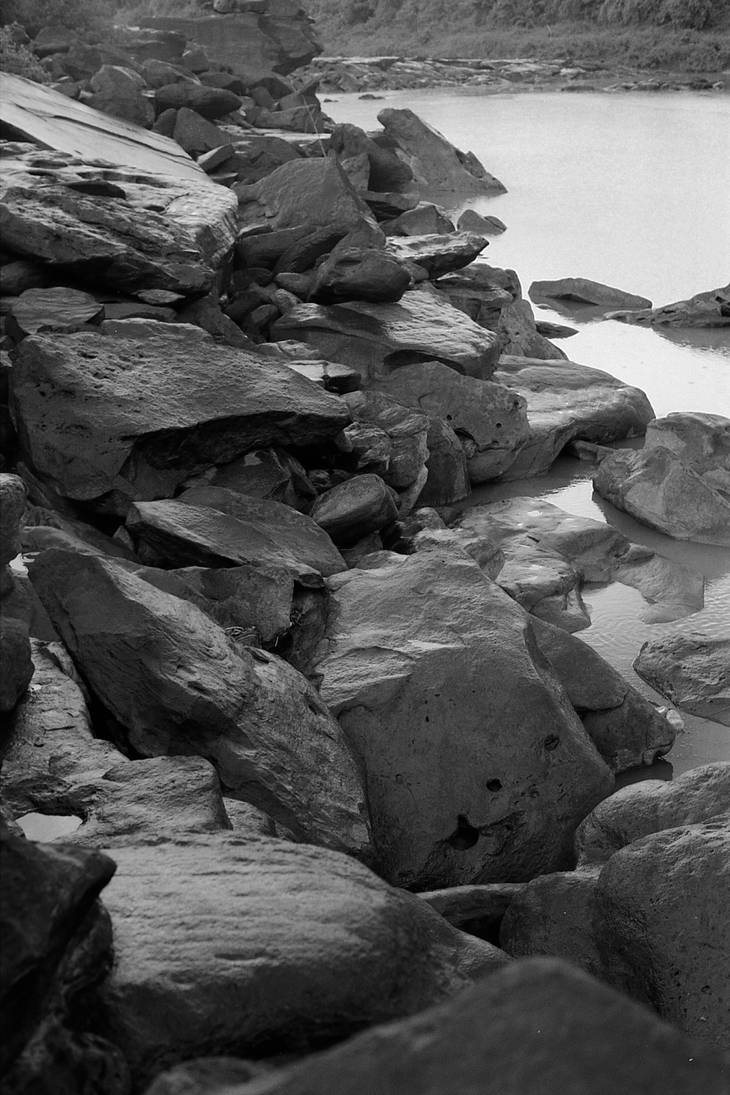 Rock in the Light Rain by fsakuldee on DeviantArt