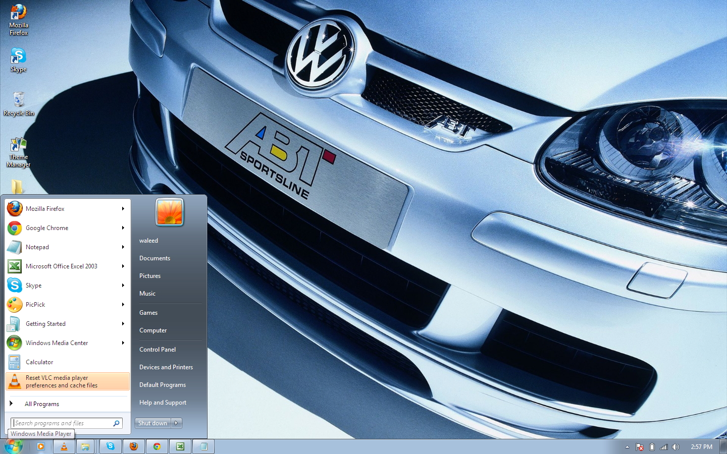 VW-Golf-V-2006 windows 7 theme by windowsthemes on DeviantArt