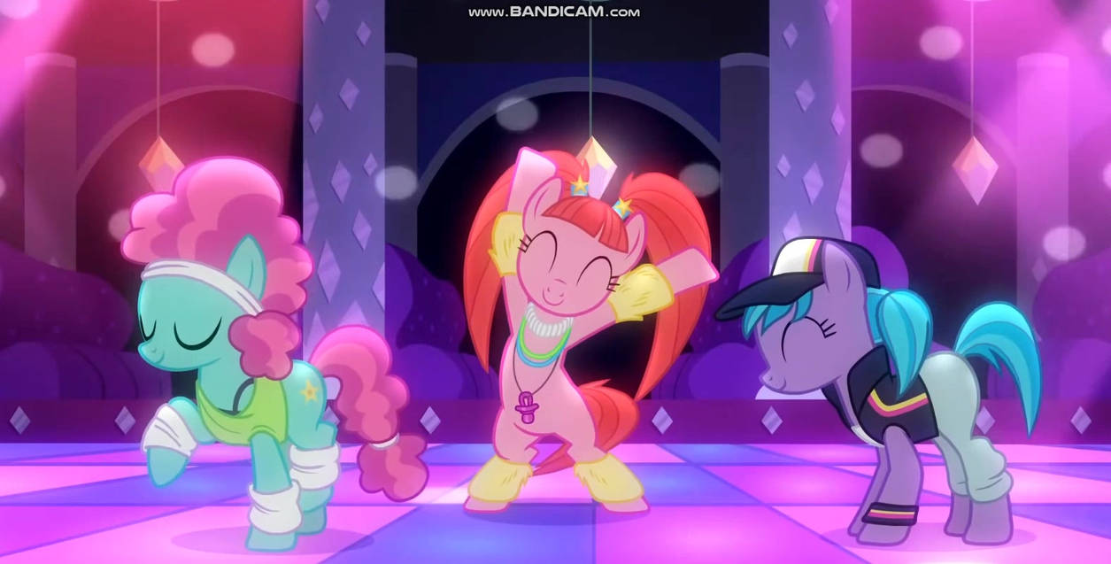 Pinkie Pie (Dancing) by Hyenari6296 on DeviantArt