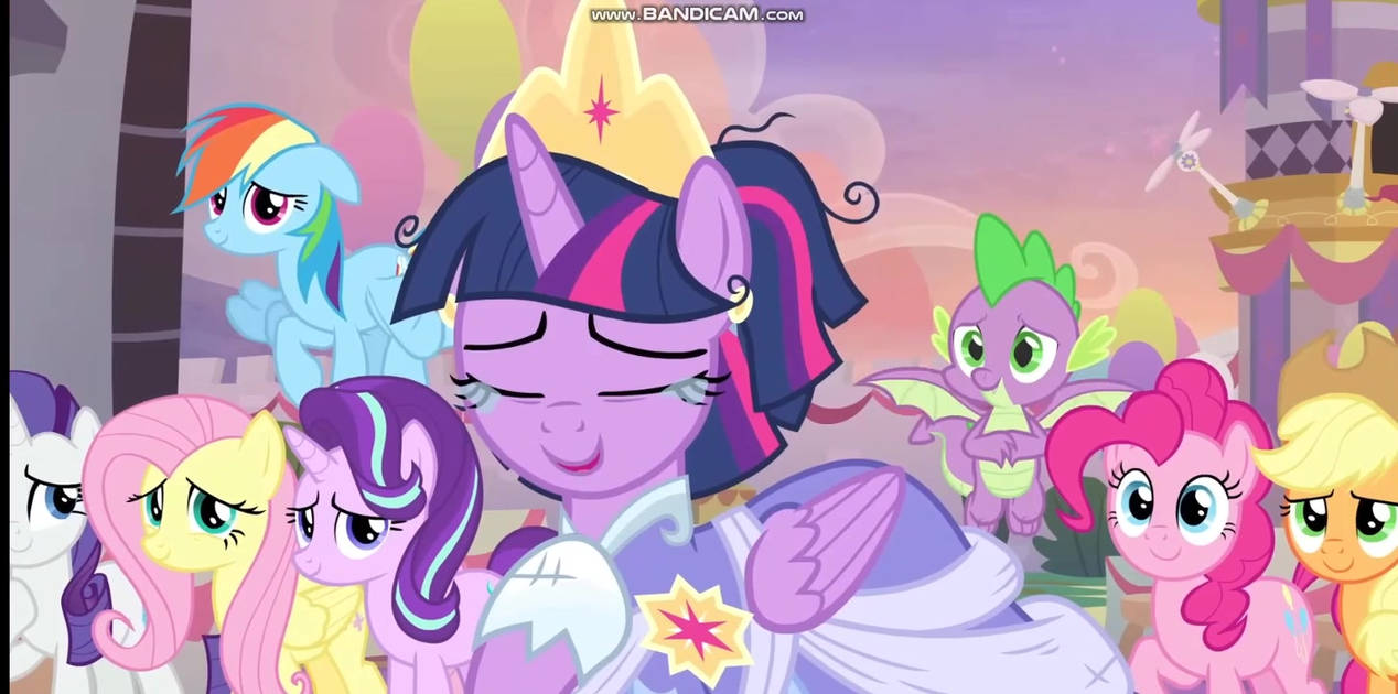 Twilight Sparkle hugs Celestia! by Hyenari6296 on DeviantArt