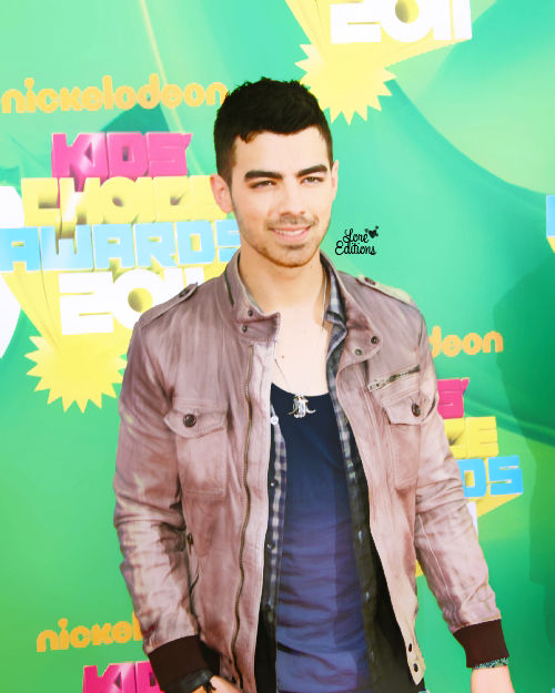 Joe Jonas action by LoreEdition on DeviantArt
