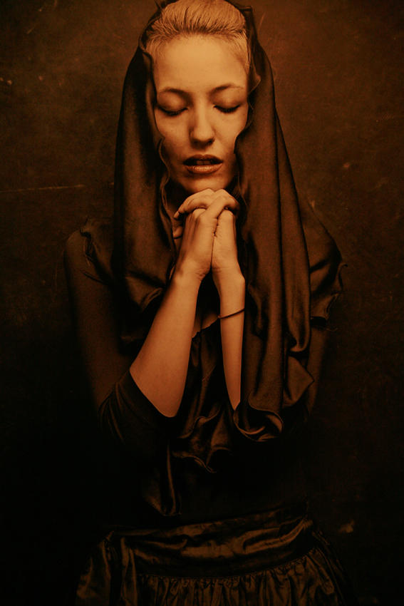 Bir yorumdur... by blackholeinmymind on DeviantArt